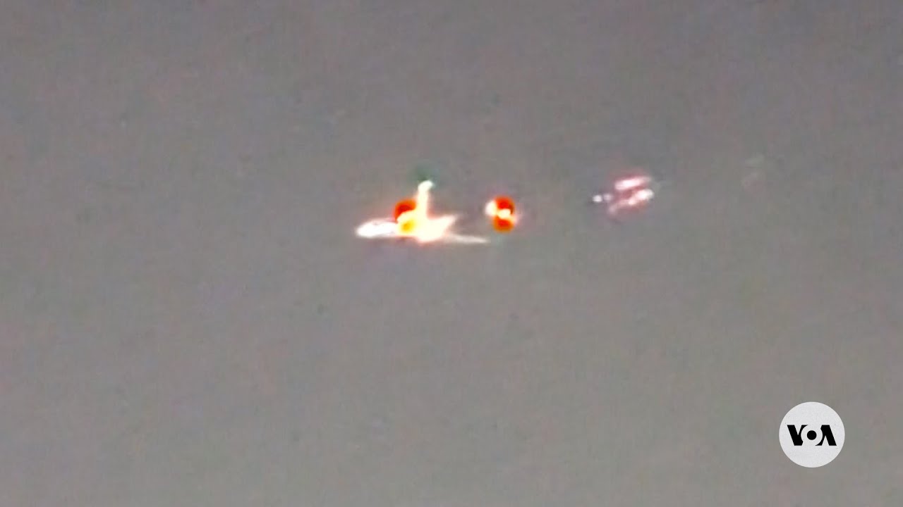 Flames Seen as Boeing 747 Cargo Plane Makes Emergency Landing at Miami ...