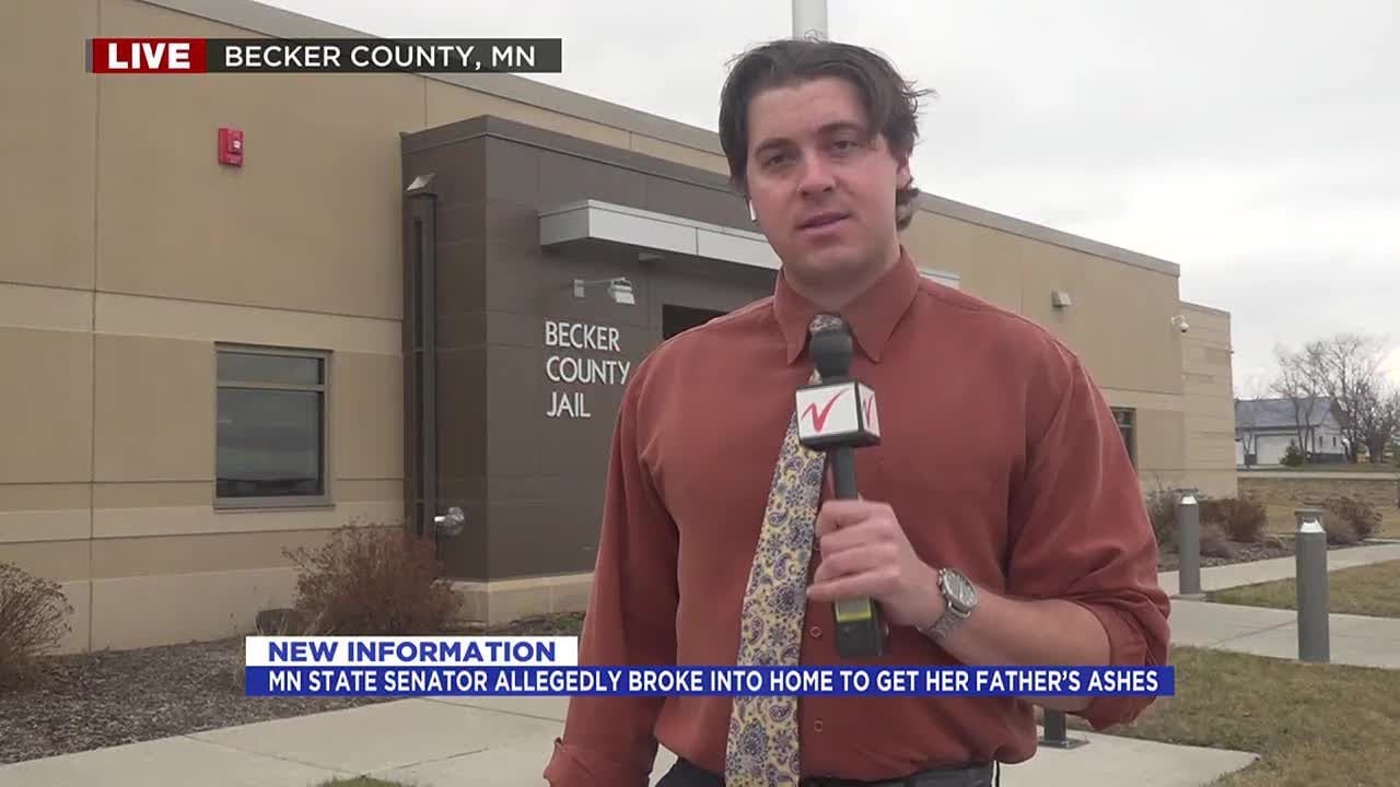 Noon Update: MN State Senator allegedly broke into home to get her ...