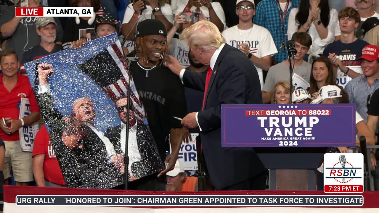 WATCH: Trump Invites Atlanta Artist Onstage in Iconic Moment at Rally ...